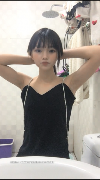 4月1日夕夕想睡惹 精神小妹在线直播自慰1V 【679M】 - 涩涩福利社